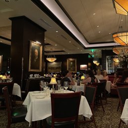 THE CAPITAL GRILLE - Updated January 2025 - 988 Photos & 1178 Reviews ...