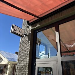 MAPLE RIDGE GROCER - Updated October 2025 - 226 Photos & 100 Reviews ...