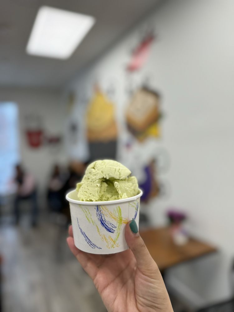 BITS & BITES BAKERY & CAFE - Updated September 2025 - 93 Photos & 37 ...