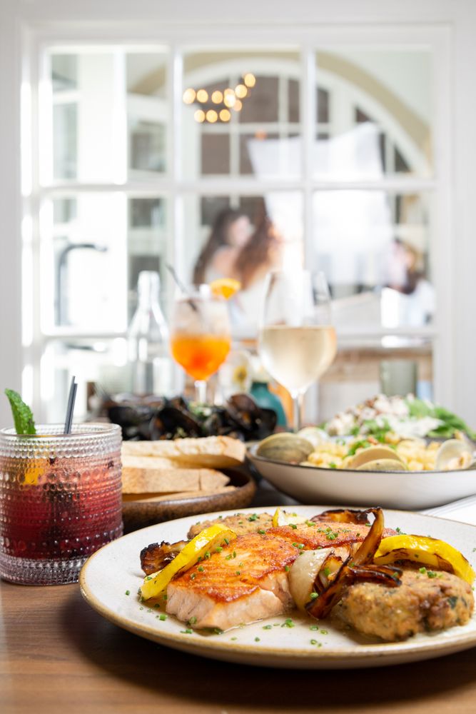 GROVE AT BRIAR BARN INN - 155 Photos & 101 Reviews - 101 Main St ...