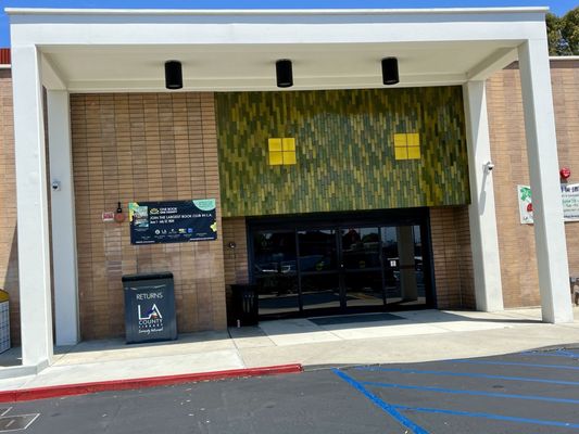 LA COUNTY LIBRARY - CARSON LIBRARY - Updated October 2025 - 38 Photos ...