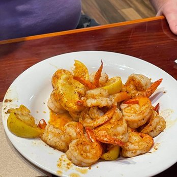 HOOTERS - Updated July 2025 - 158 Photos & 97 Reviews - 1801 W Mercury ...