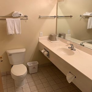 RED LION HOTEL KELSO LONGVIEW - 183 Photos & 126 Reviews - 510 Kelso Dr ...