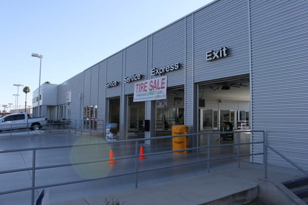 JIM CLICK NISSAN - Updated January 2026 - 18 Photos & 96 Reviews - 800 ...