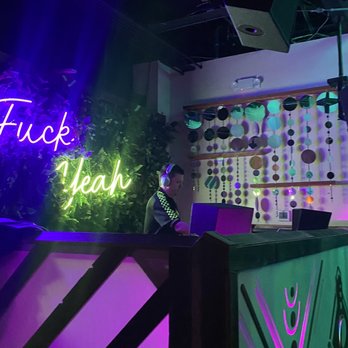 THE BEACON - Updated November 2024 - 83 Photos & 44 Reviews - 2854 ...