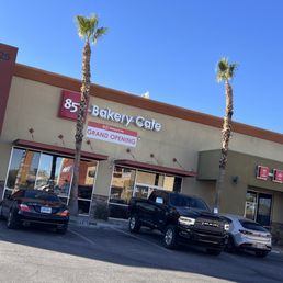 85°C BAKERY CAFE-ENTERPRISE - Updated June 2025 - 157 Photos & 64 ...