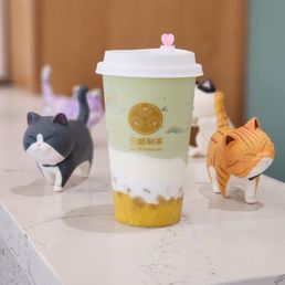 3CAT - Updated April 2025 - 1040 Photos & 455 Reviews - 18215 Gale Ave ...