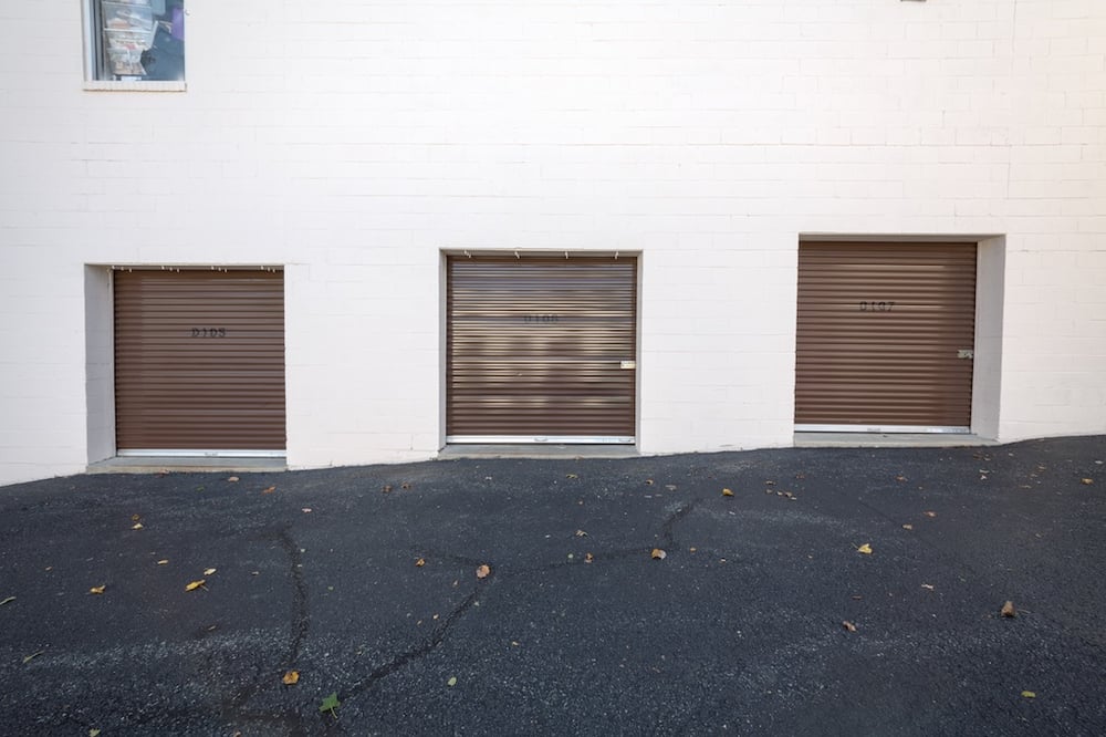 CASTLE MINI STORAGE - Updated August 2025 - 12040 Parklawn Dr ...