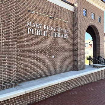 MARY RILEY STYLES PUBLIC LIBRARY - Updated December 2025 - 149 Photos ...