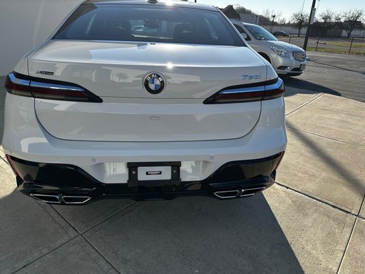 KELLY BMW - Updated December 2025 - 17 Photos & 54 Reviews - 4050 Morse ...