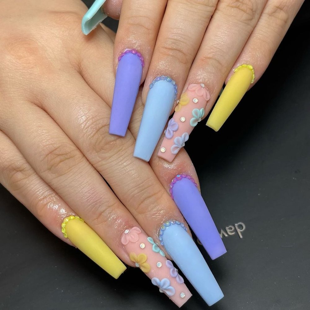 AZALEA NAILS - Updated January 2026 - 7263 120 Street, Delta, British Columbia - Eyelash Service ...