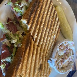 THE HAPPY TROLL DELI AND PUB - 37 Photos & 17 Reviews - 111 Bridge St ...