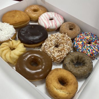 THE DONUT STATION - Updated May 2024 - 80 Photos & 46 Reviews - Yelp