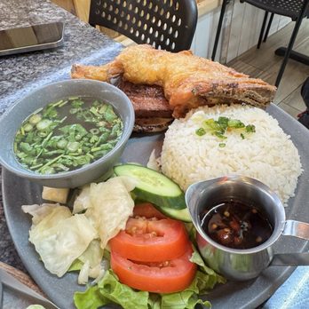 WHITE LOTUS CAFE - Updated November 2025 - 171 Photos & 96 Reviews - 1 ...