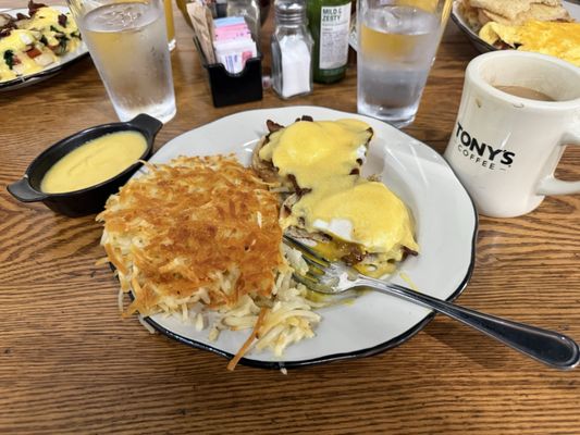 HUCKLEBERRY CAFE - Updated December 2025 - 100 Apple Annie Ave ...