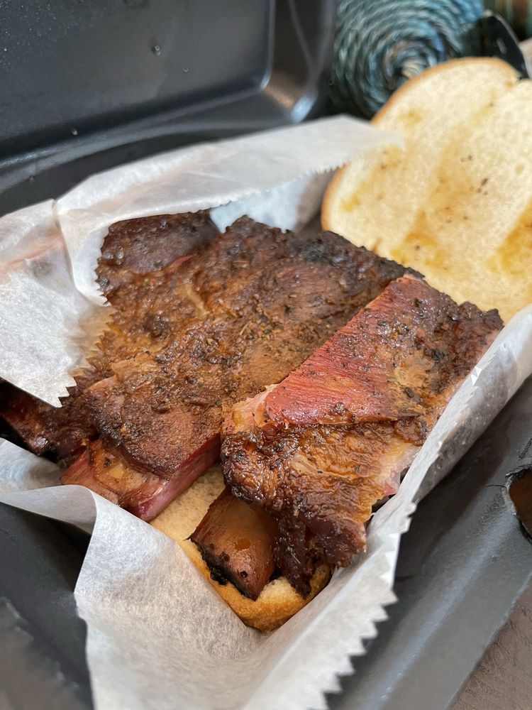 TRUCKINGS BBQ - Updated March 2025 - 12 Photos & 12 Reviews - 216 SE ...
