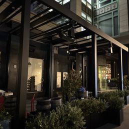 AUGUSTINE - Updated December 2025 - 1250 Photos & 289 Reviews - 377 ...