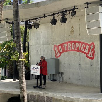 CERVECERIA LA TROPICAL - 563 Photos & 199 Reviews - 42 NE 25th St ...
