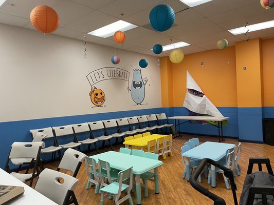 GO BONKERS - Updated July 2025 - 18 Photos & 14 Reviews - 1150 El ...