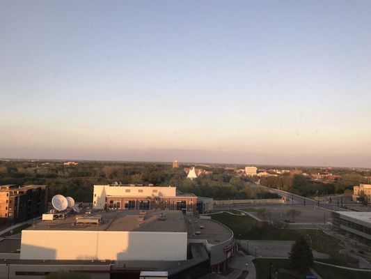 RADISSON BLU FARGO - Updated May 2025 - 66 Photos & 54 Reviews - 201 ...