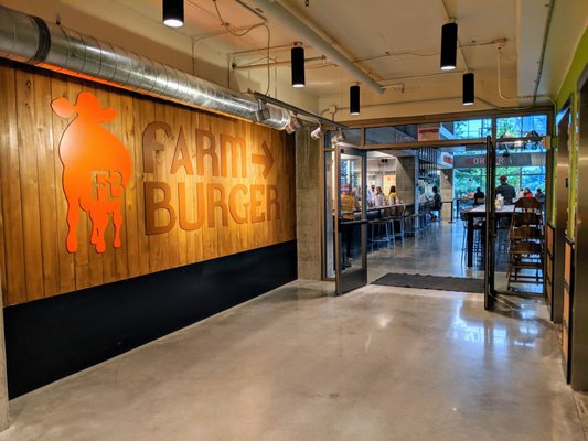 FARM BURGER - MIDTOWN ATLANTA - 81 Photos & 78 Reviews - Burgers - 22 ...