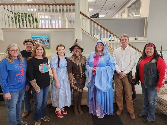 KANSAS STATE BANK - Updated October 2025 - 35 Photos - 236 N Main St ...