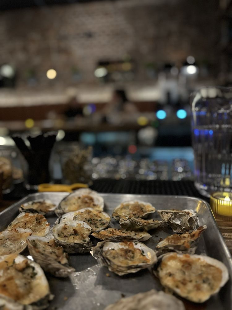 OLIVIA COCKTAIL & OYSTER BAR - Updated January 2026 - 19 Photos - 114 E Main St, Lebanon ...