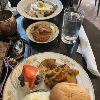 HOTEL GREENE - Updated October 2025 - 632 Photos & 184 Reviews - 508 E ...