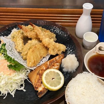 AZUMA JAPANESE RESTAURANT - Updated June 2024 - 1999 Photos & 1086 ...