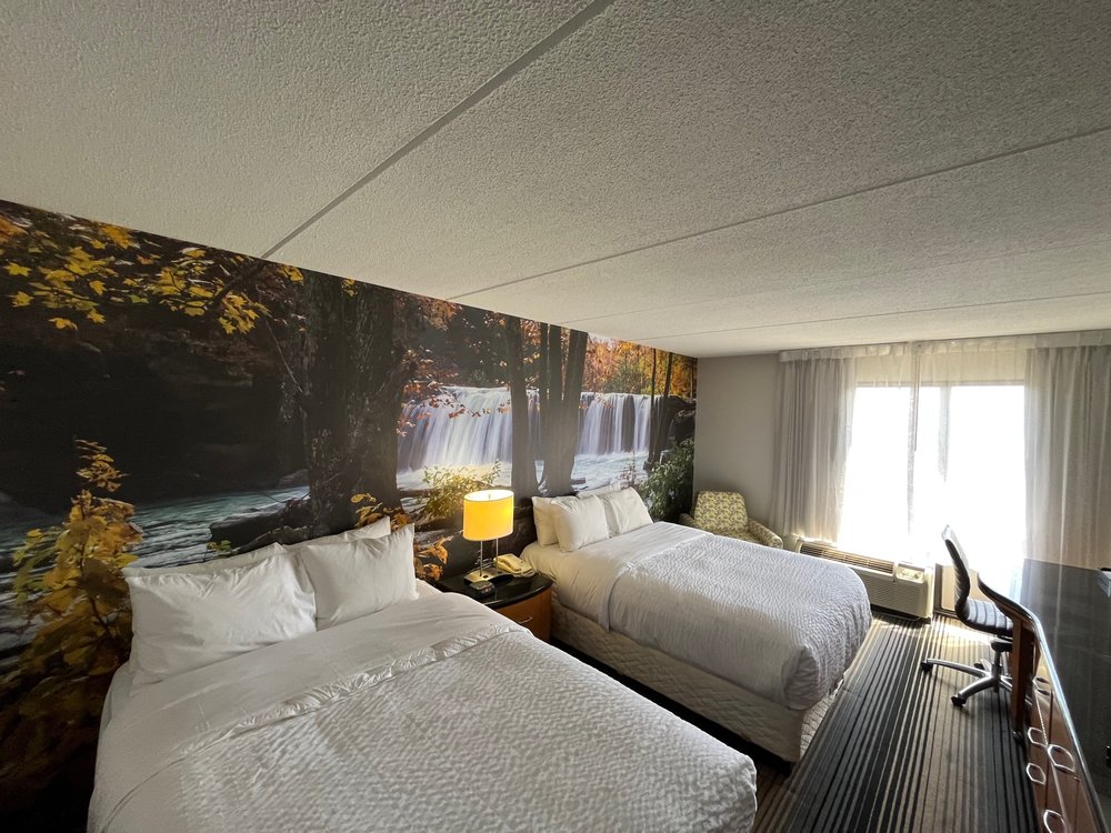 CLARION POINTE BY CHOICE HOTELS ERIE - Updated May 2025 - 42 Photos ...