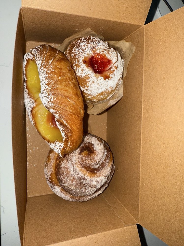 DOS HERMANOS BAKERY - Updated August 2025 - 45 Photos & 24 Reviews ...