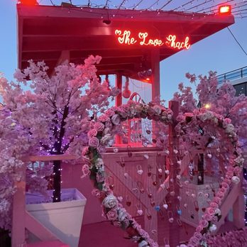 PINK PIER AT WATERMARK - NYC - Updated December 2025 - 89 Photos & 21 ...
