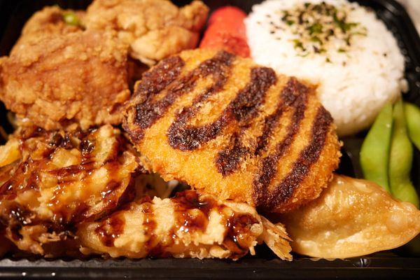 BANZAI BENTO - Updated December 2025 - 161 Photos & 74 Reviews - 94-334 ...