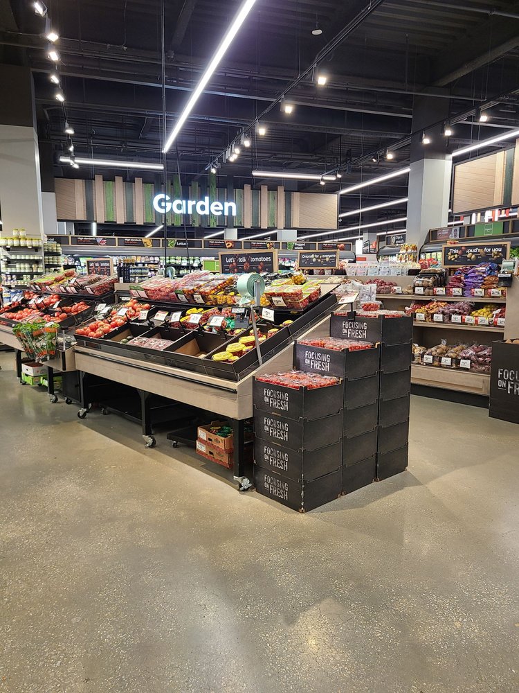 GIANT - 510 N Broad St, Philadelphia, PA - Yelp