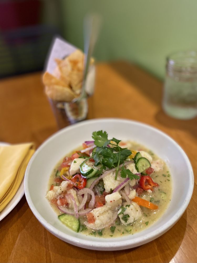 LUNA RED - Updated March 2025 - 2062 Photos & 1623 Reviews - 1023 ...