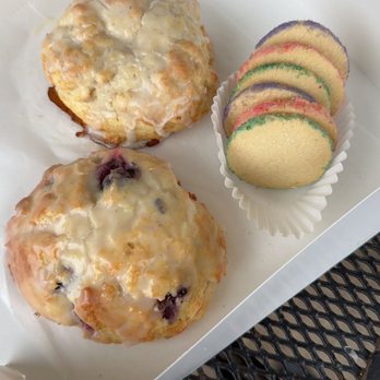 THE SCONE PONY - Updated March 2025 - 56 Photos & 131 Reviews - 305 ...