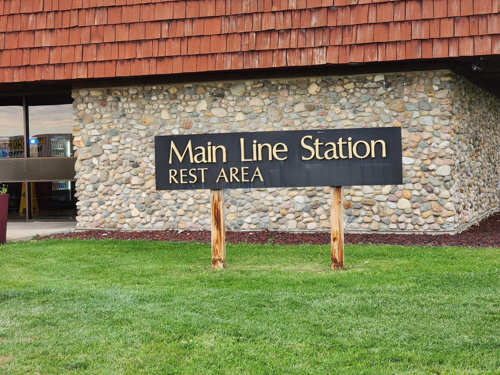MAIN LINE STATION REST AREA - Updated August 2025 - 18 Miles N, Rantoul ...