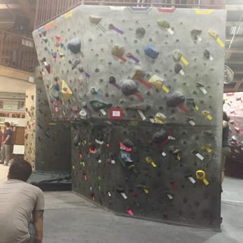 PACIFIC EDGE ROCK CLIMBING GYM - Updated October 2025 - 19 Photos & 79 ...