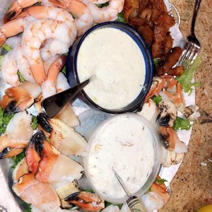 SHAKER’S FISH MARKET - 17 Photos - 7539 Pearl Rd, Middleburg Heights ...