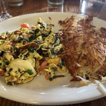 CHESTNUT COTTAGE RESTAURANT - Updated November 2024 - 490 Photos & 531 ...