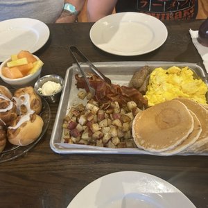 BACKBEAT QUE BBQ SMOKEHOUSE - Updated June 2024 - 28 Photos & 33 ...