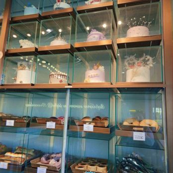 BRECOTEA - Updated October 2025 - 386 Photos & 115 Reviews - 9627 W ...