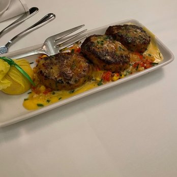 BROADWAY 10 BAR & CHOPHOUSE - Updated May 2024 - 709 Photos & 387 ...