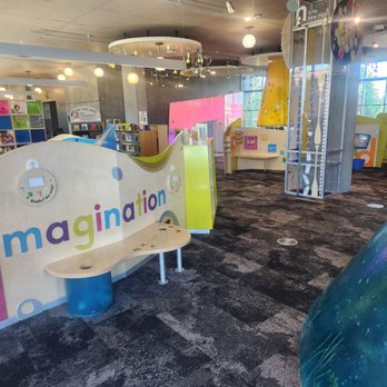 VANCOUVER COMMUNITY LIBRARY - Updated December 2025 - 128 Photos & 77 ...