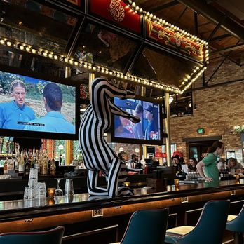 SILVA - Updated October 2025 - 141 Photos & 26 Reviews - 975 Ottawa Ave ...