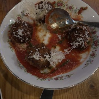 FUGAZZI PIZZA - Updated December 2025 - 123 photos & 47 avis - 1886 Rue ...