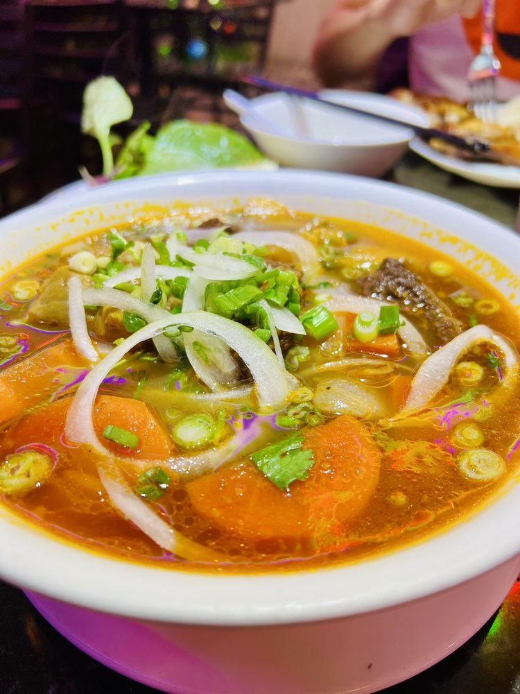 PHO LONG - Updated January 2026 - 138 Photos & 53 Reviews - 3370 Fraser St, Vancouver, British ...