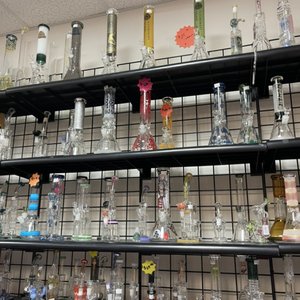 RED DRAGON SMOKE SHOP - LAKE NONA - Updated June 2024 - 36 Photos ...