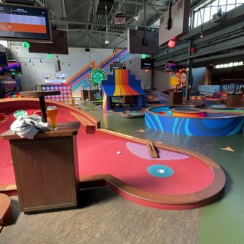 PUTTSHACK - PITTSBURGH - Updated April 2025 - 256 Photos & 156 Reviews - 1729 Smallman St ...