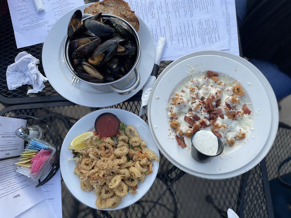 HAMILTON STATION GASTROPUB - Updated May 2025 - 35 Photos & 108 Reviews ...